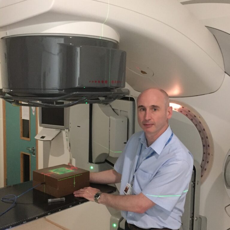 Robert Farley | 500 Queer Scientists : 500 Queer Scientists