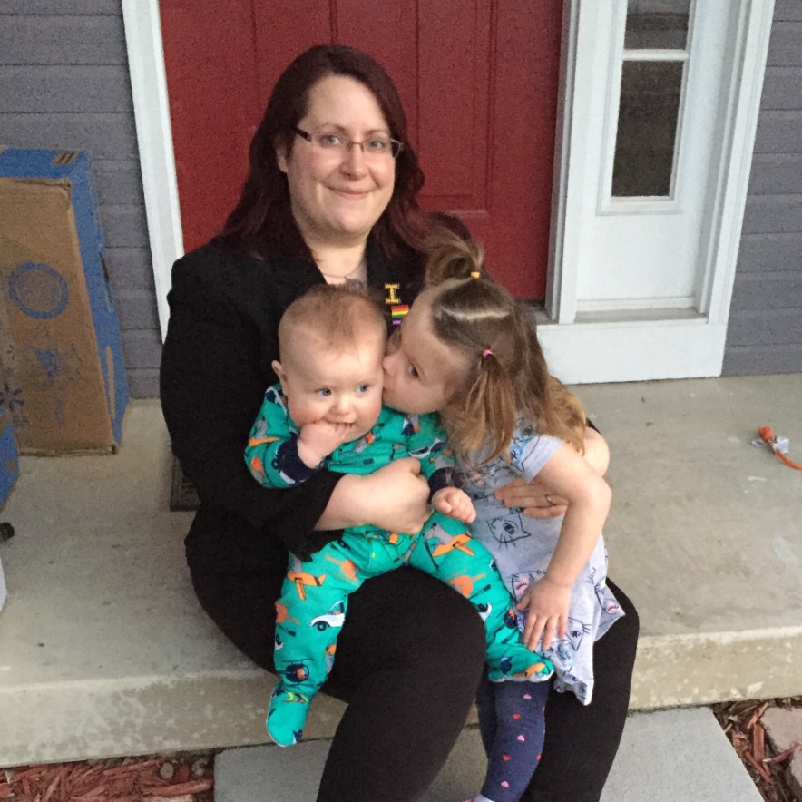 Sara | 500 Queer Scientists : 500 Queer Scientists