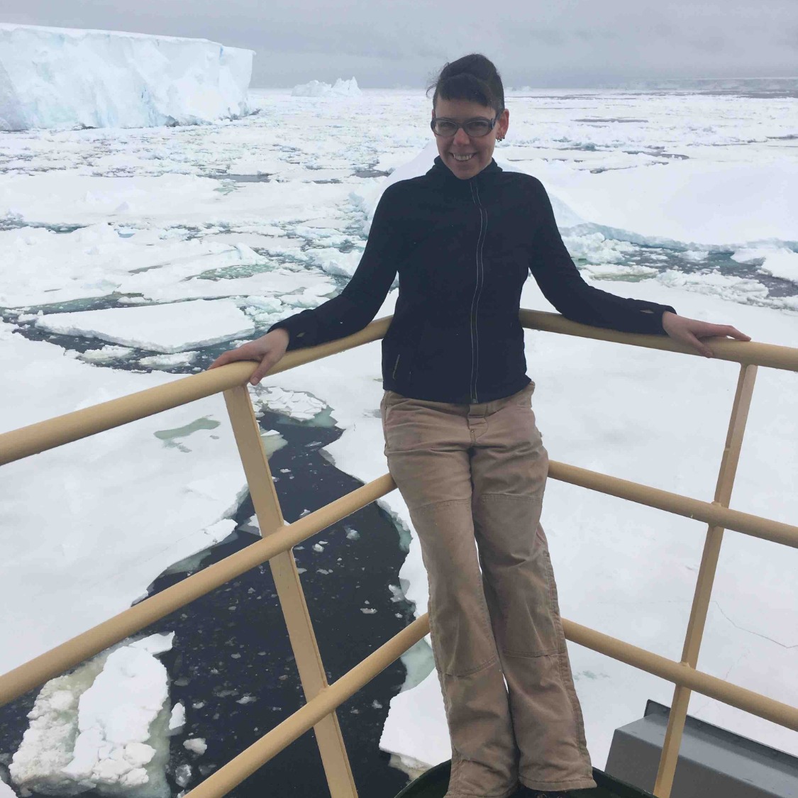 Sinead Collins | 500 Queer Scientists : 500 Queer Scientists
