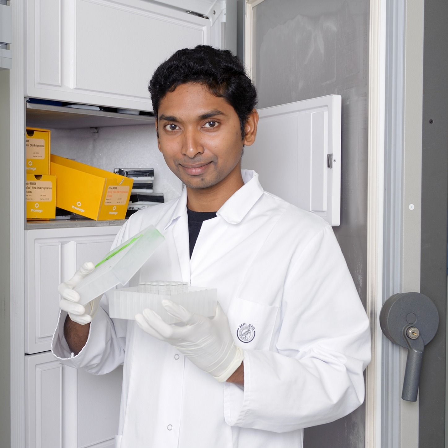 Vinodh Ilangovan | 500 Queer Scientists : 500 Queer Scientists