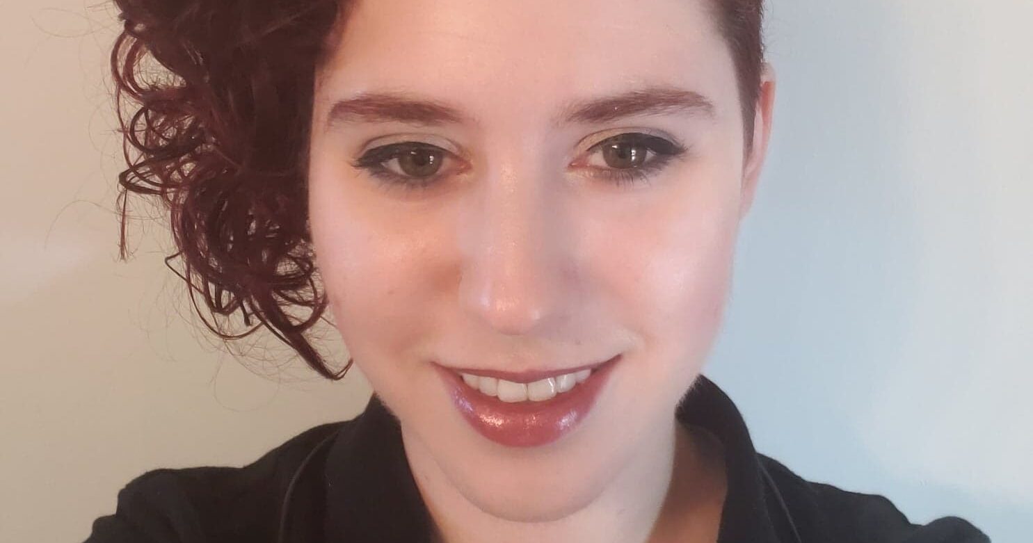 Selina Robson | 500 Queer Scientists : 500 Queer Scientists