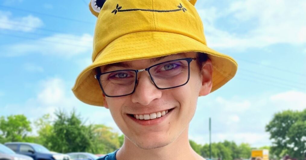 Gavin Mullin | 500 Queer Scientists : 500 Queer Scientists