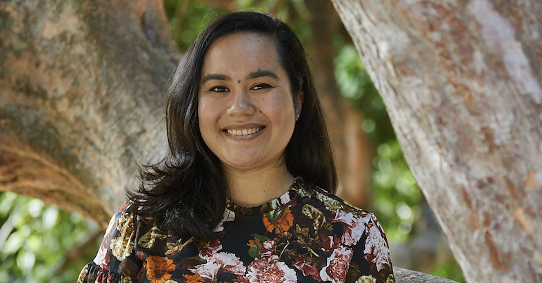 Stephanie Logia | 500 Queer Scientists : 500 Queer Scientists