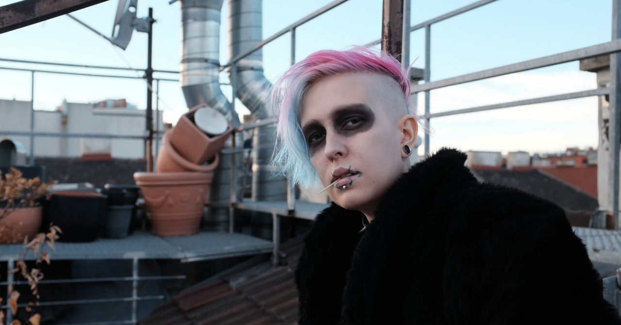 Val | 500 Queer Scientists : 500 Queer Scientists